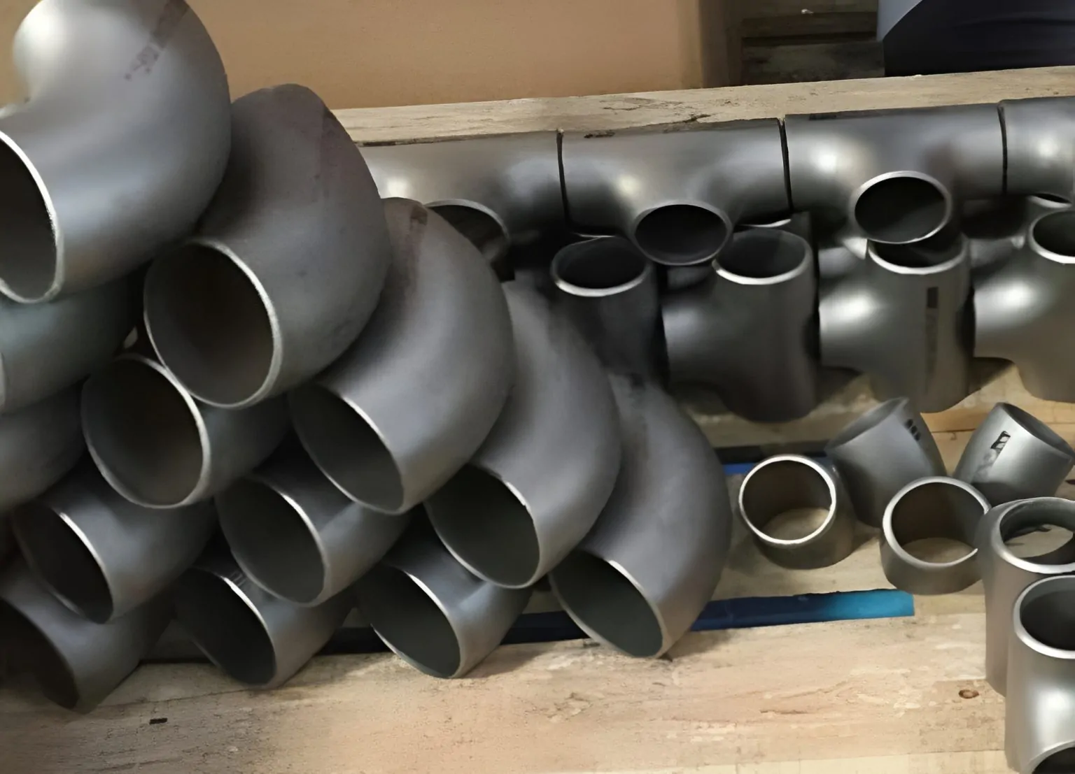 Different Types of Alloy Steel Buttweld Fittings & Their UsesSimplex ...